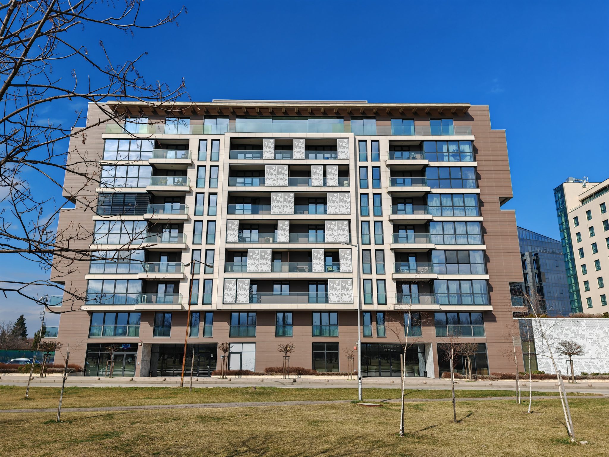 Simu 10 Zenye Kamera Nzuri na Bora 2023-2024 | SimuNzuri